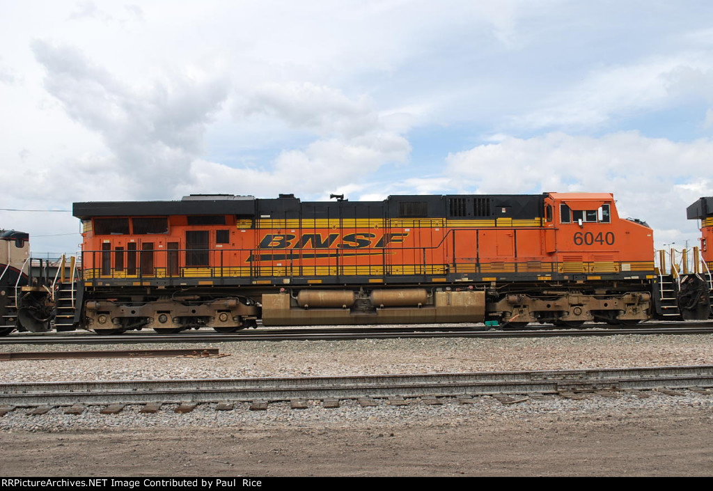 BNSF 6040